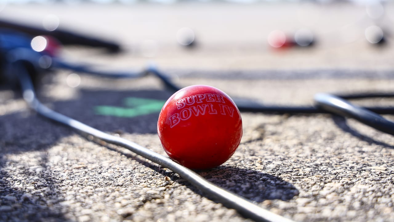 “Peyton’s Places” Tells the Story of How Lamar Hunt Named America’s ...