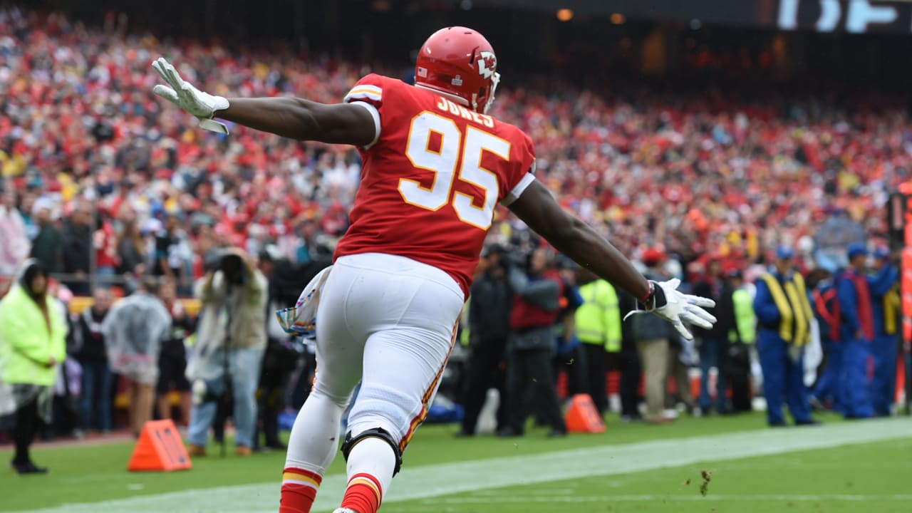 Can't-Miss Play: Chris Jones Gets Pick-6 Off Blake Bortles