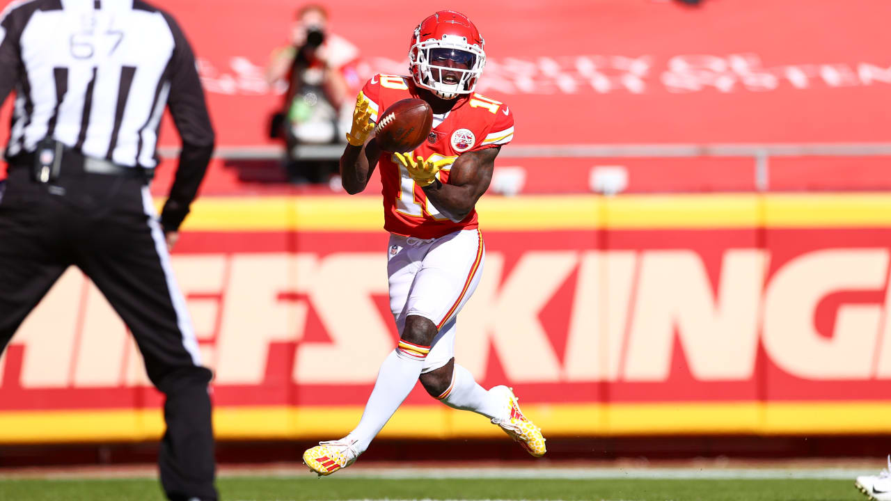 TOUCHDOWN: Tyreek Hill Uses Wicked Double Move for 36-Yard Score