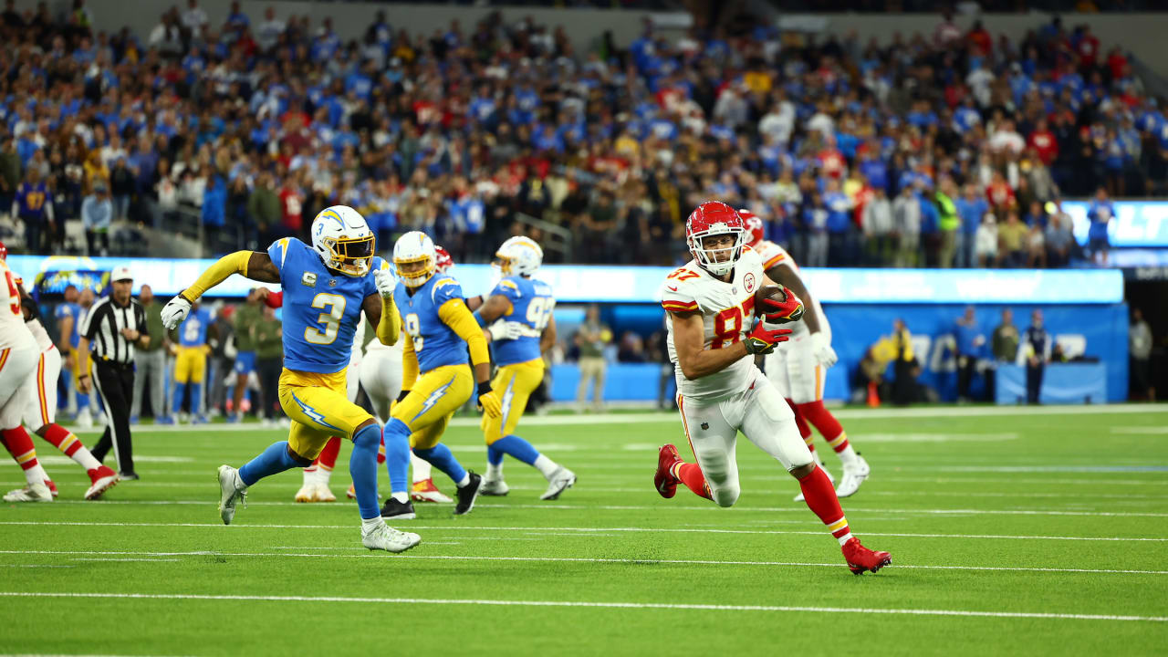 Chiefs Complete Last-Minute Comeback to Defeat Chargers, 30-27, on ...
