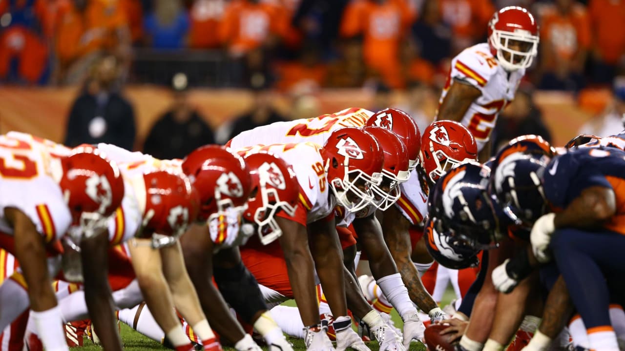Chiefs Defeat Broncos, 27-23, on Monday Night Football