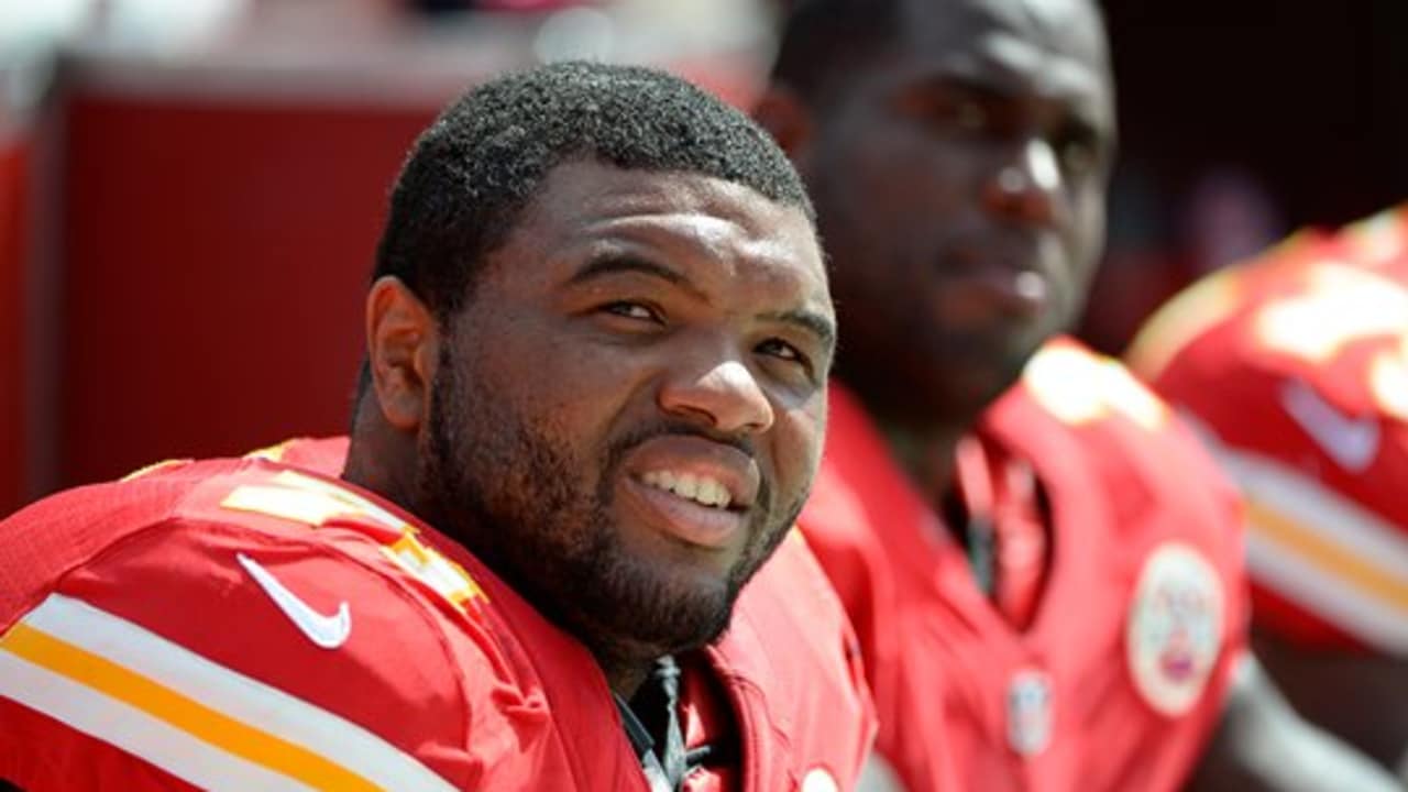 Chiefs OL Jeff Allen Embraces Competition, Understands Leadership