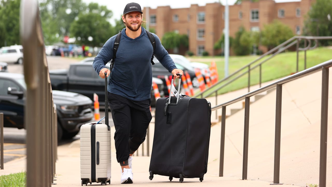 Photos: Chiefs Veterans Report to Training Camp | 7/25/22