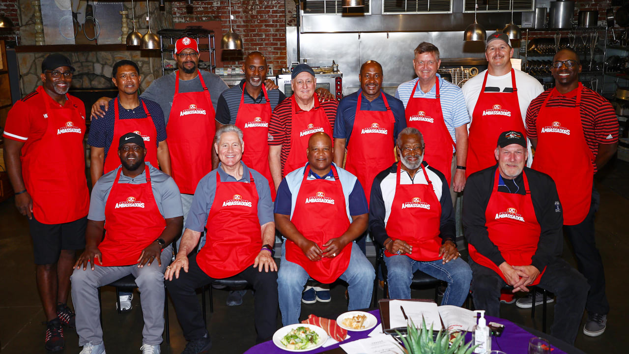 Photos: Chiefs Ambassadors In The Kitchen