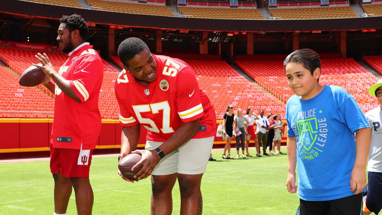 Chiefs’ Rookies Welcome Kids from the Police Athletic League to ...