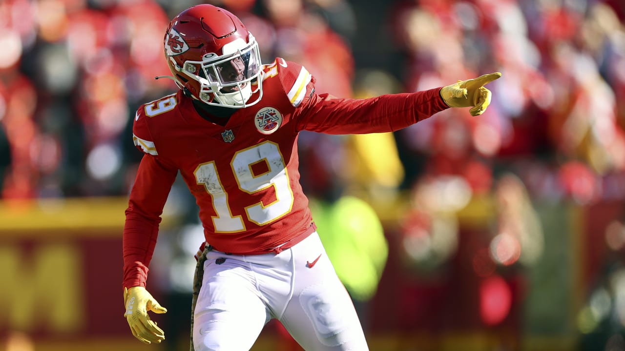 Pre-Camp Breakdown: Examining the Chiefs’ Crowded Wide Receiver Corps