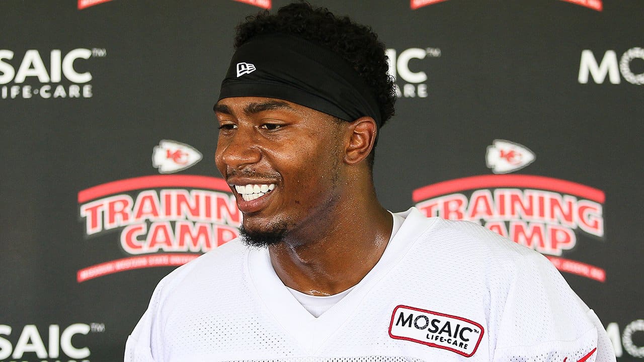 Smith Ready To Help Younger DBs