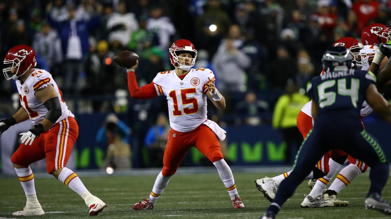 Chiefs Fall to Seahawks, 38-31, on Sunday Night Football