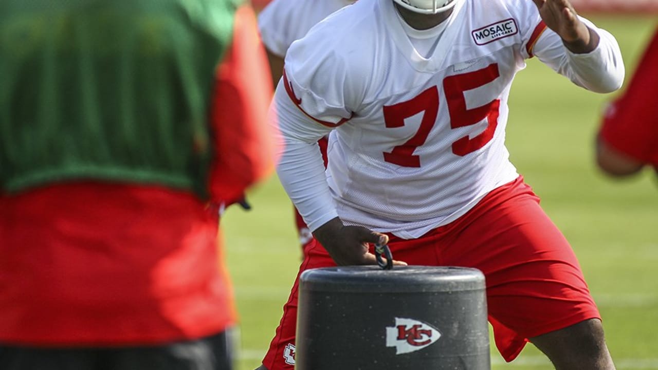 Photos: Defensive Line