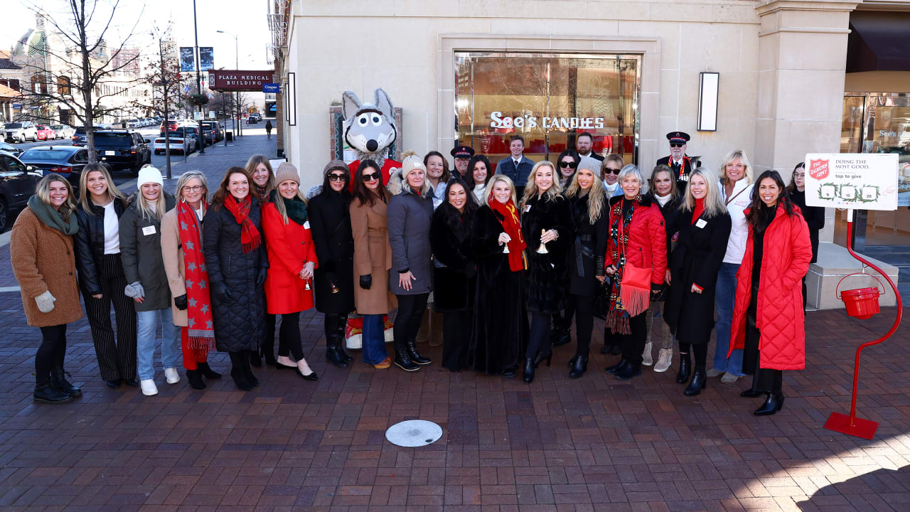 Photos: The Chiefs Women’s Organization Partners With The Salvation Army