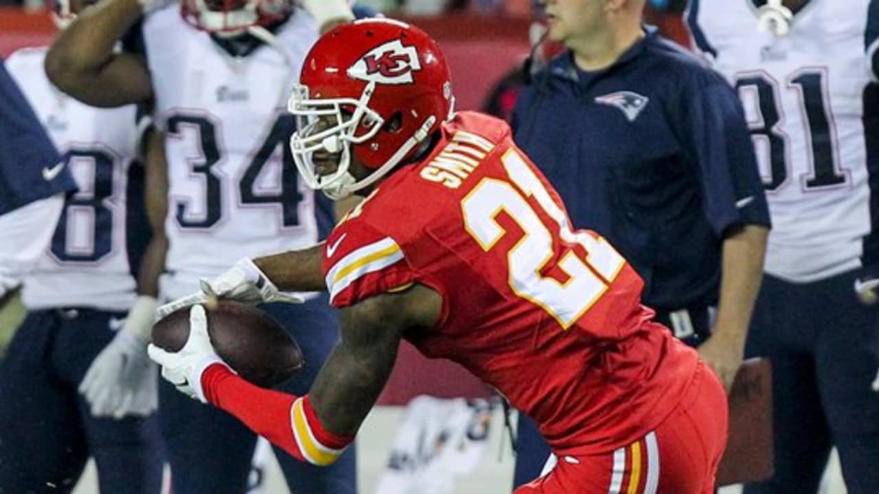 Top 5 Headlines 10/1: Sean Smith Steps In for Berry