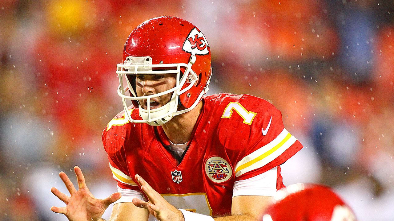 Photo Gallery: Chiefs vs. Titans Game Action