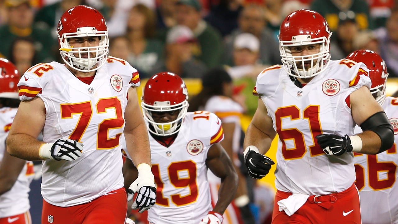 New Leadership for Chiefs Offensive Line Starts At OTAs