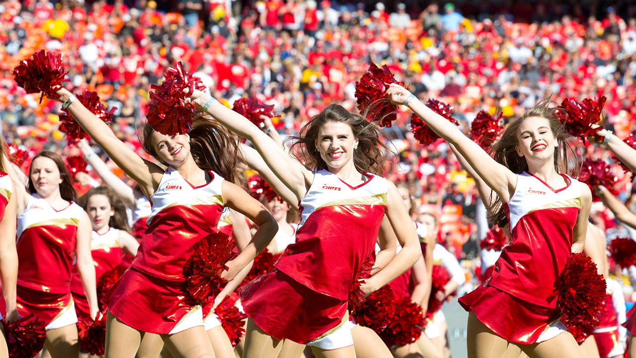 Photo Gallery: Junior Cheerleaders perform at Arrowhead Stadium