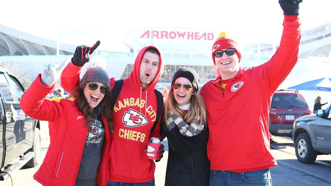 Photo Gallery: Chiefs vs. Raiders Tailgating