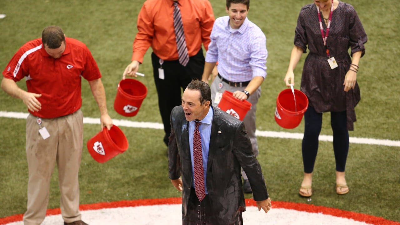 Chiefs President accepts the Ice Bucket Challenge