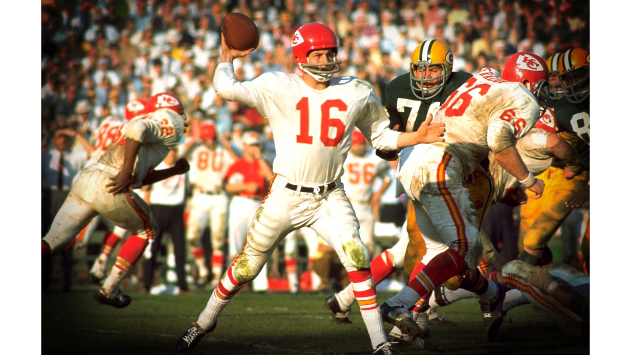 Photos: The Playing Career of QB Len Dawson