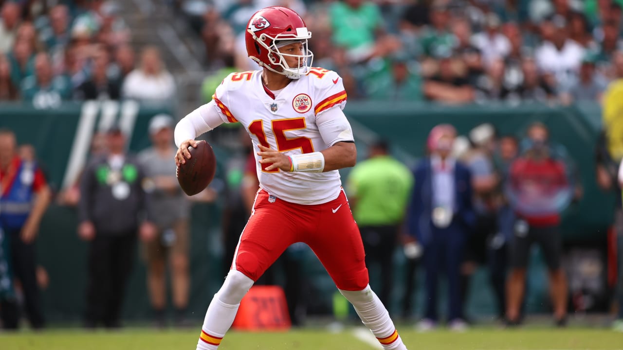 Patrick Mahomes' Best Plays From 5-TD Game in Week 4 | Chiefs vs. Eagles