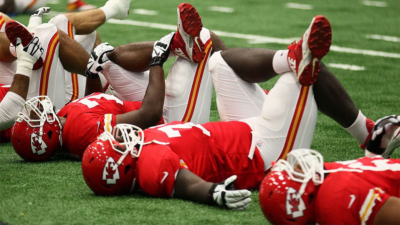 Chiefs Training Camp Update 8/18: What You Need to Know