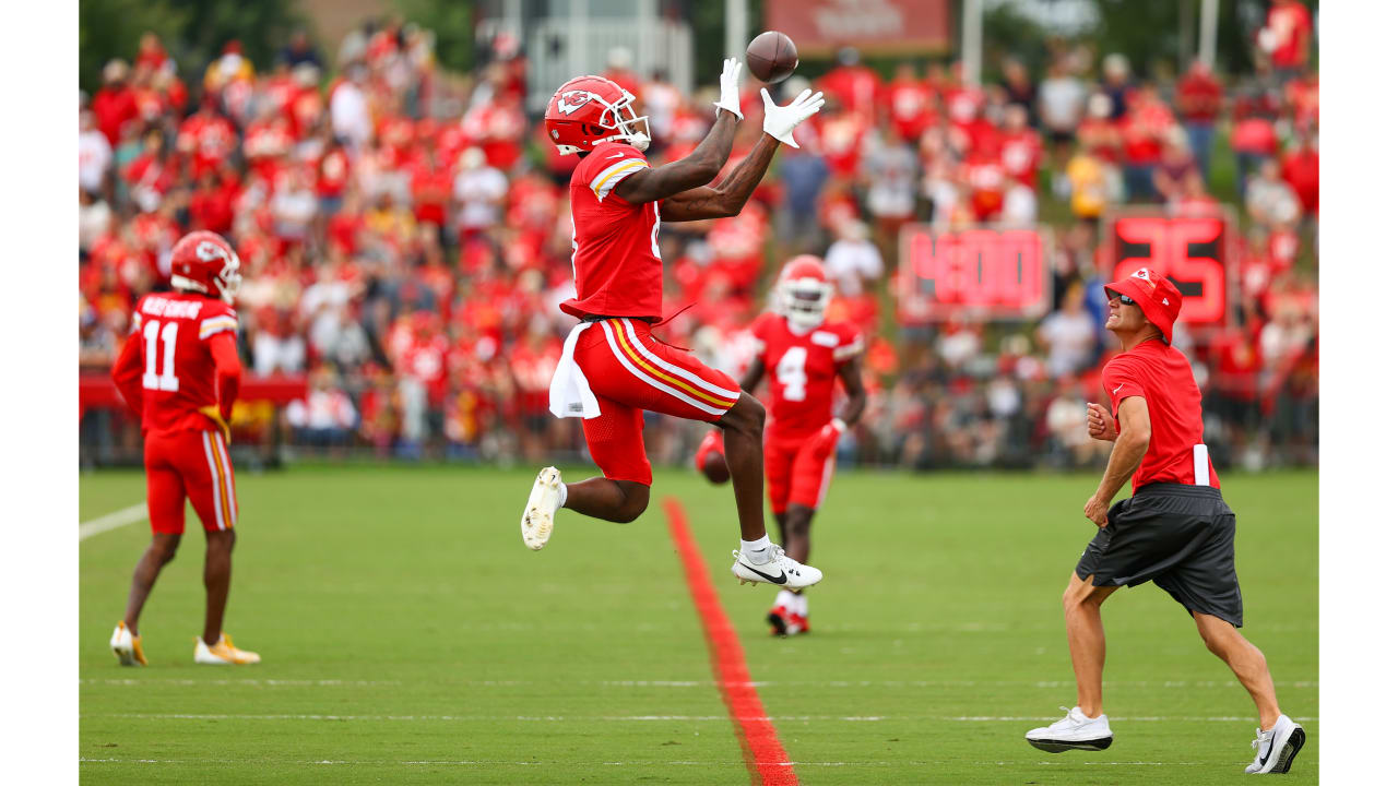 Photos: On-Field at Chiefs Training Camp Practice | 8/7/23