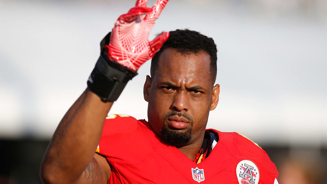 A Look at Derrick Johnson’s ‘16 Role With Chiefs Moving Forward