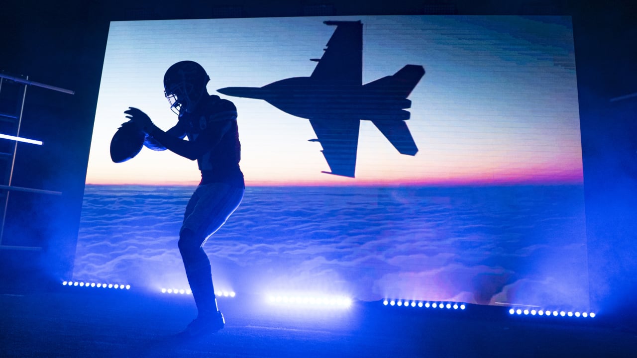 Photos: Production Day On The Set