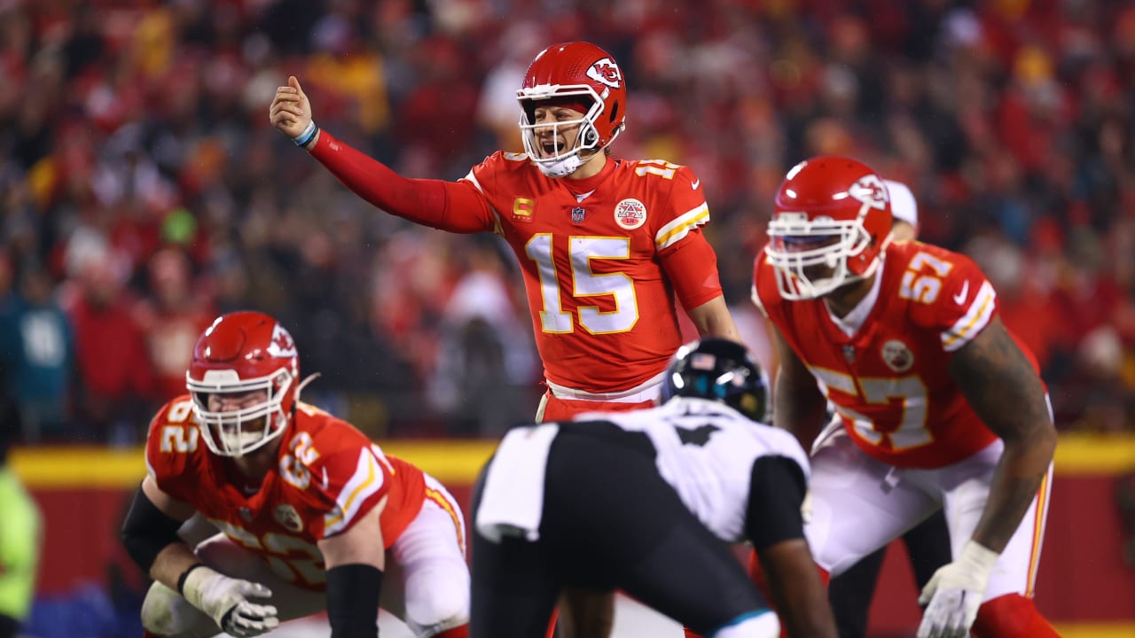 Patrick Mahomes' Best Plays from Divisional Round | Chiefs vs. Jaguars