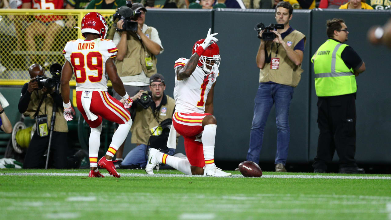 Chiefs Rookie Jody Fortson Utilizes His Size for a 2-yard Touchdown