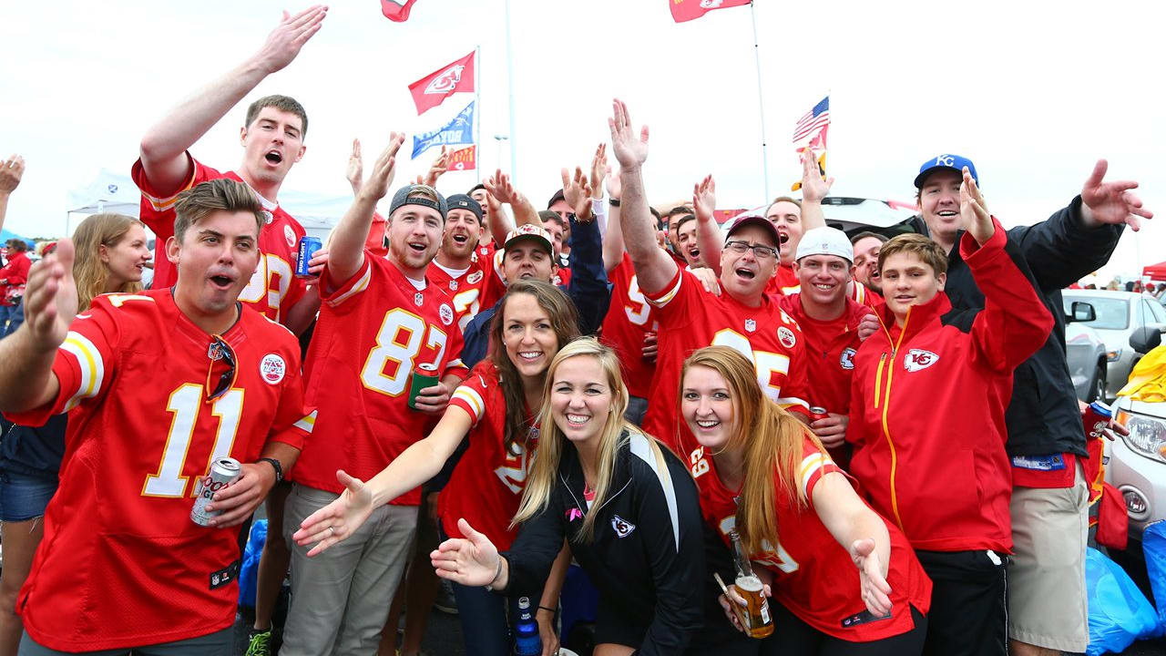 Photo Gallery: Chiefs vs. Jets Fans Tailgating