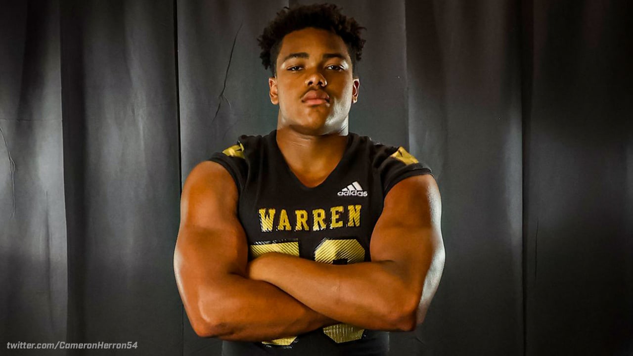Warren Central’s Cameron Herron has everything in line both on the ...