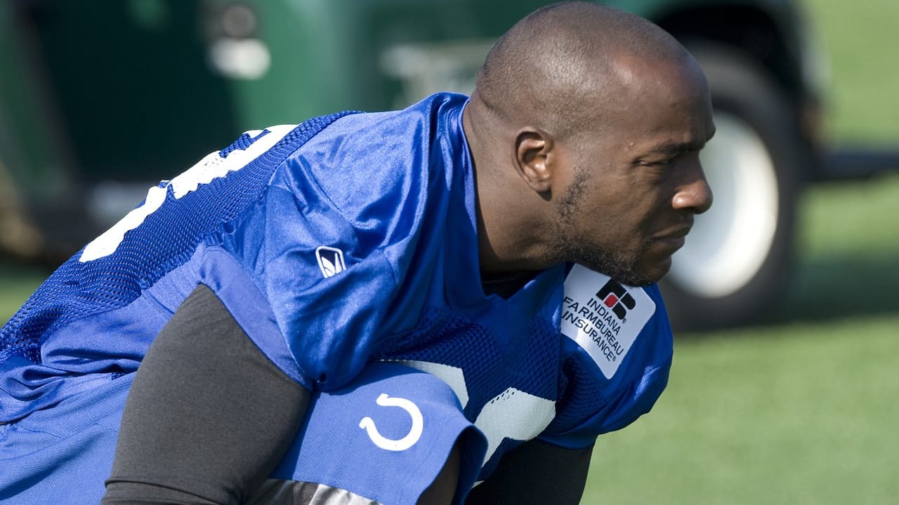 Robert Mathis