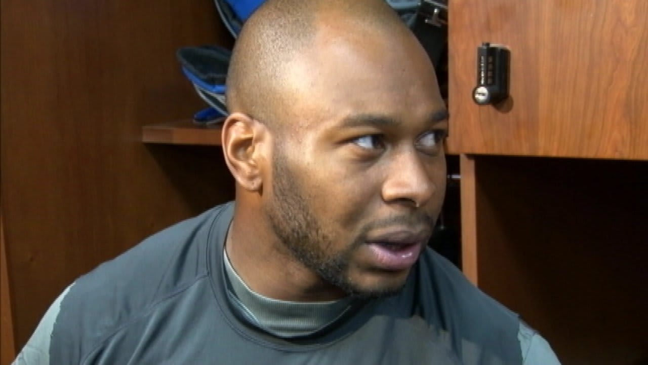 Antoine Bethea: "He leads the offensive well"