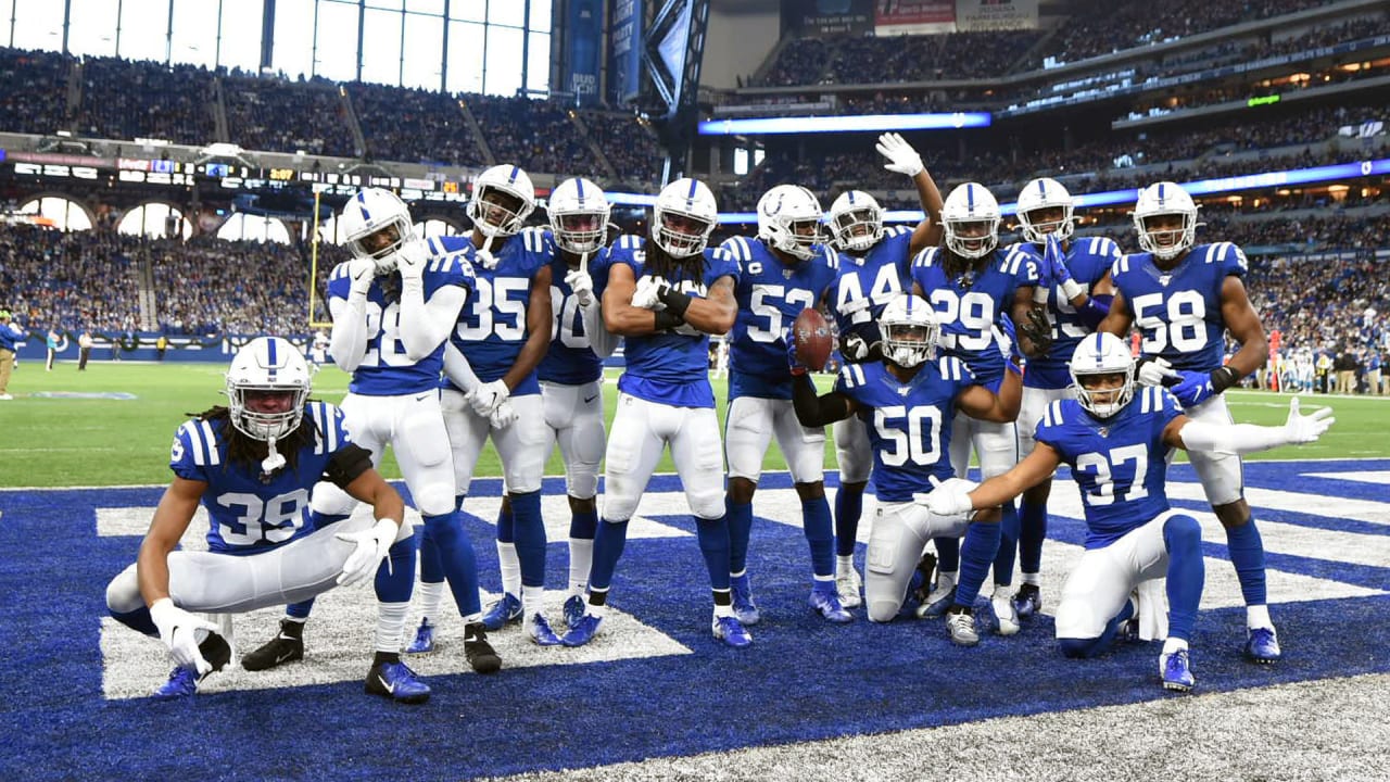 HIGHLIGHT | Colts' Defense Stuffs Grier On Fourth-Down