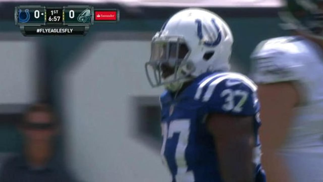 Indianapolis Colts running back Zurlon Tipton with a 17-yard catch