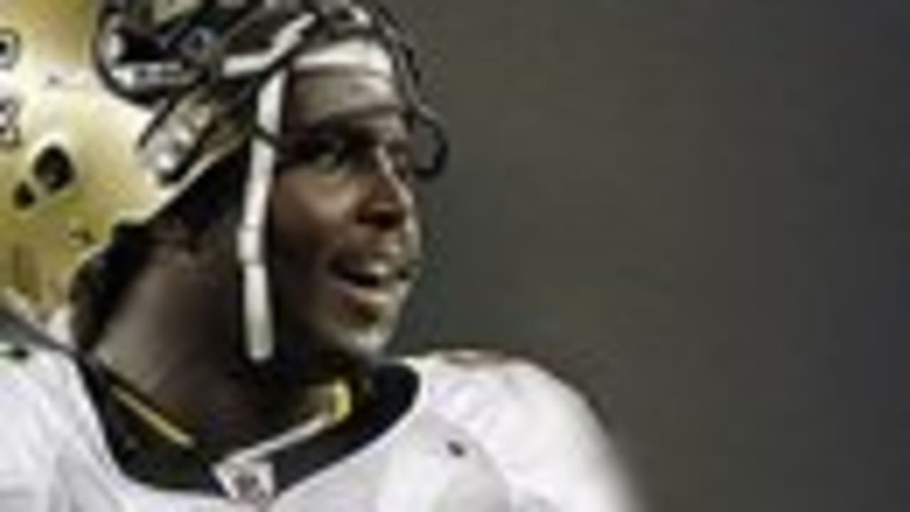 COLTS CLAIM PRESSLEY