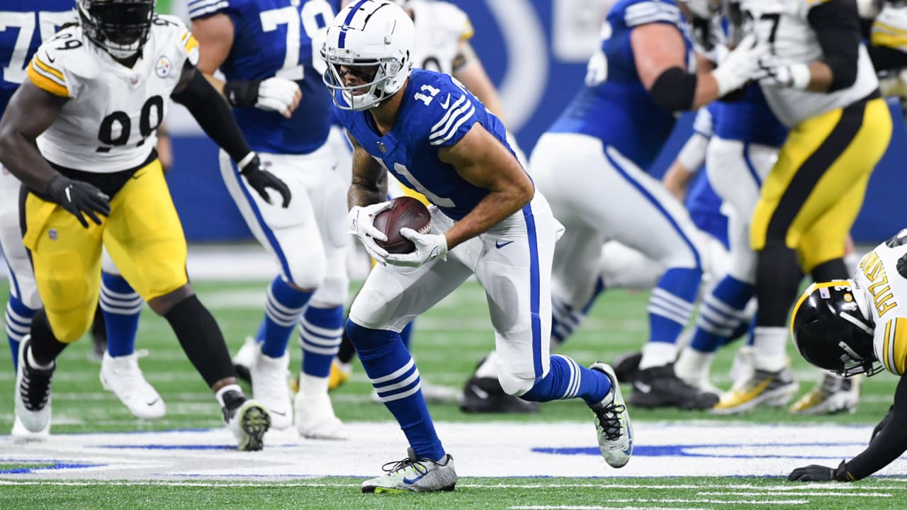 HIGHLIGHT | Michael Pittman spins off defender for 10 yards