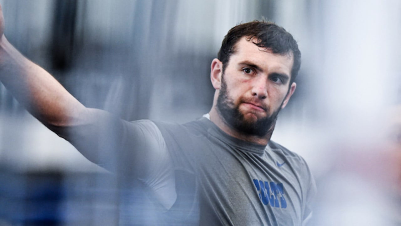 Andrew Luck Throwing