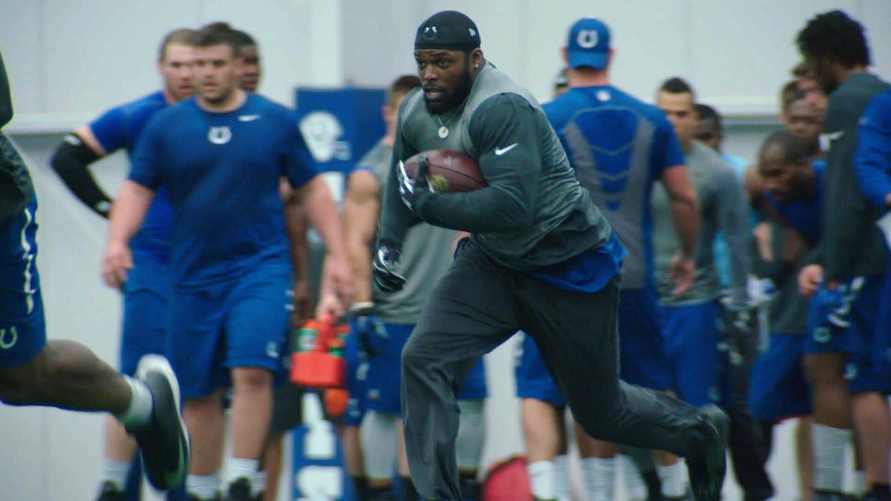 2016 Player Previews: Robert Turbin