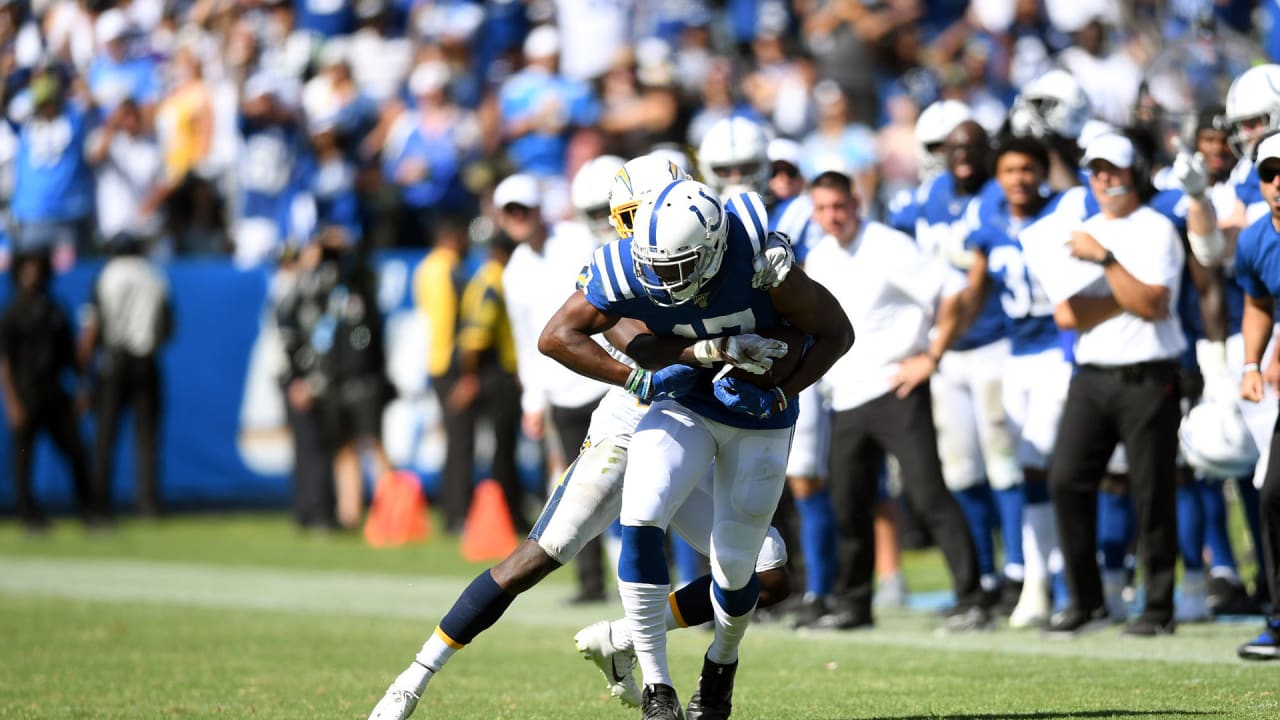 HIGHLIGHT | Devin Funchess Muscles Ahead For Key Fourth-Down Pickup