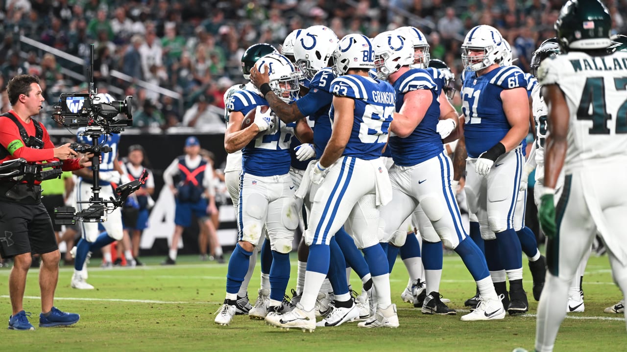 HIGHLIGHT | Evan Hull rushes for a 1-yard touchdown vs. Philadelphia Eagles