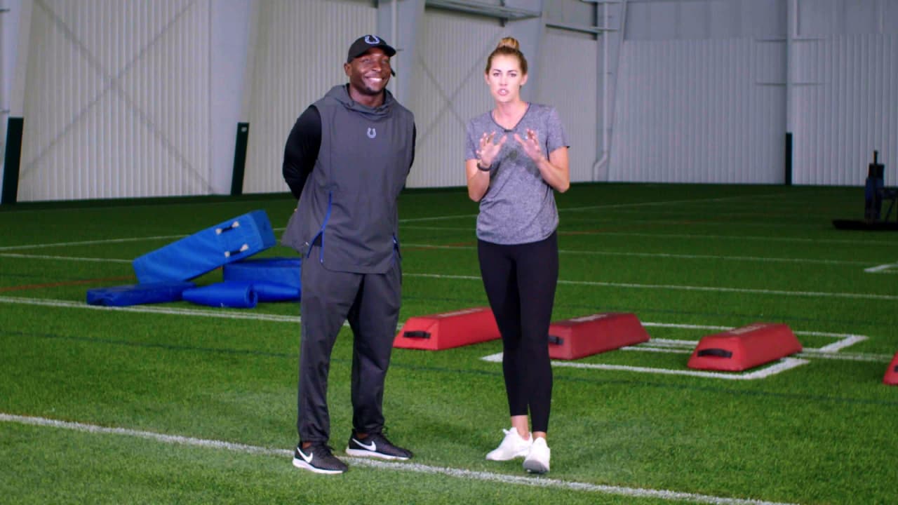 Training Camp: One On One With Robert Mathis