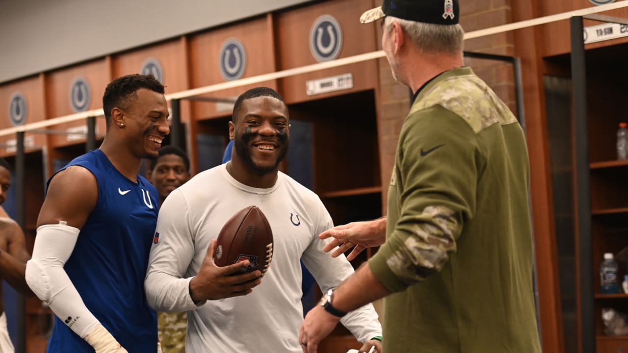Locker Room Celebration: Colts vs. Jaguars