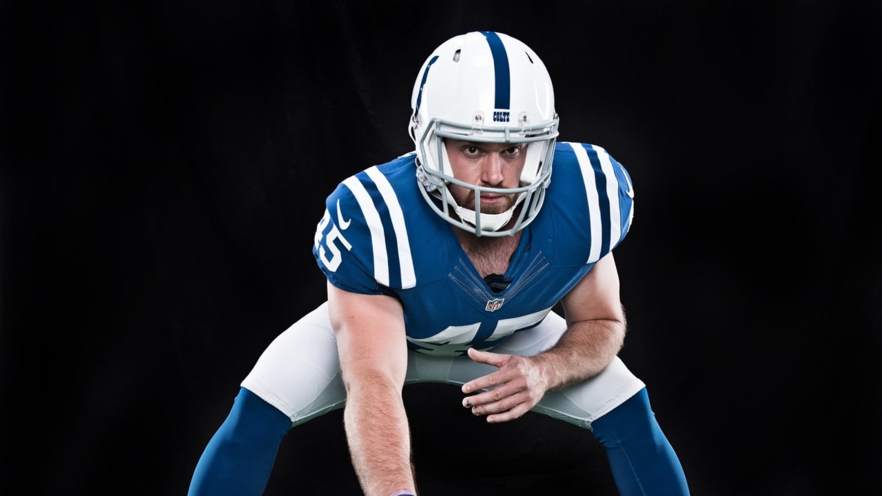 Colts Photo Garage 2015 - MATT OVERTON