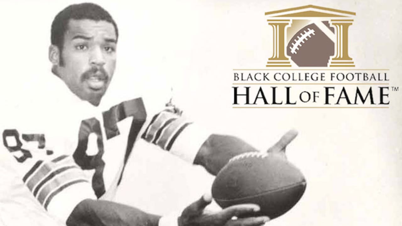 Former Colts TE Raymond Chester A Black College Football Hall Of Fame ...