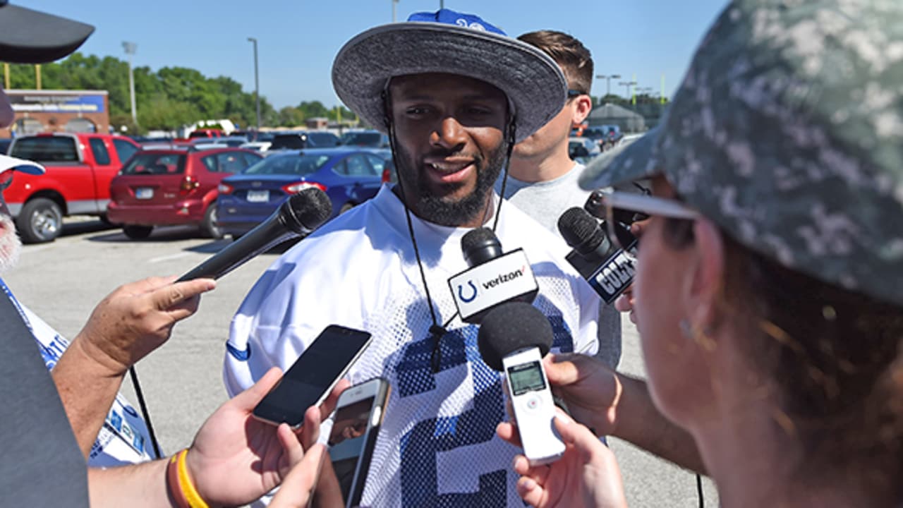 Mike Adams Feels ‘Different Energy’ From Colts’ Defense