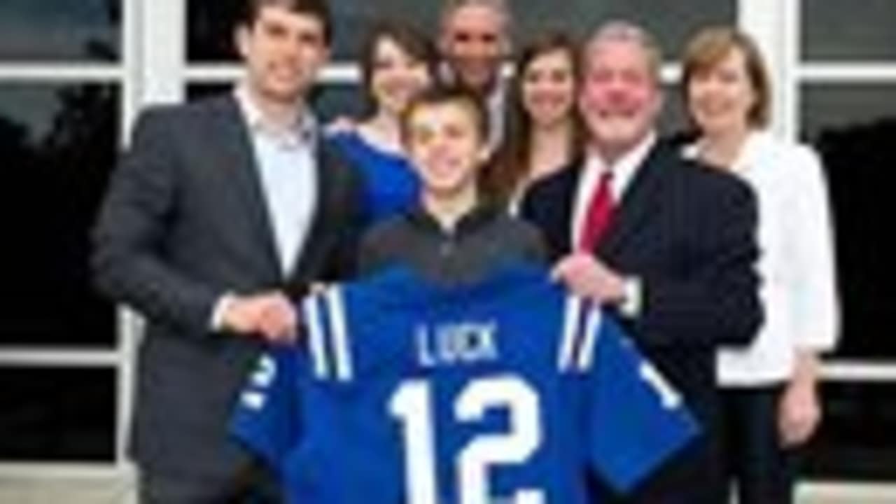 Andrew Luck Leads Colts Into National Spotlight In 2015