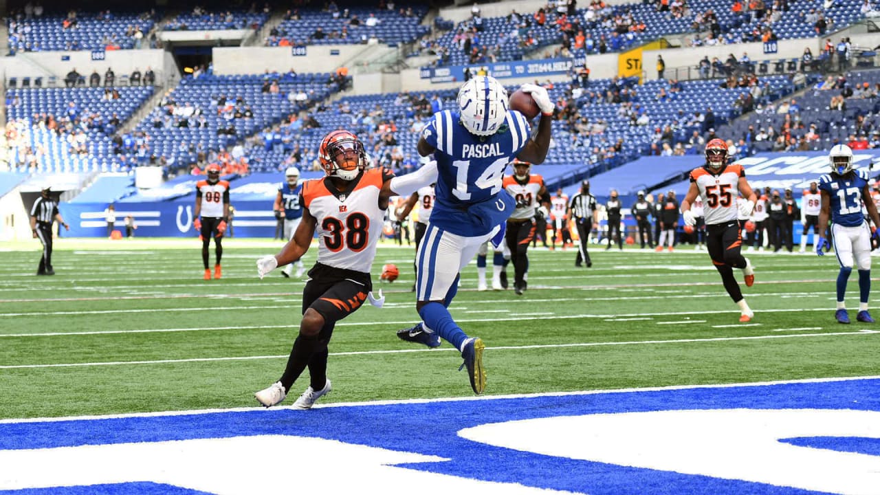 HIGHLIGHT | Zach Pascal Makes 17-Yard Touchdown Catch