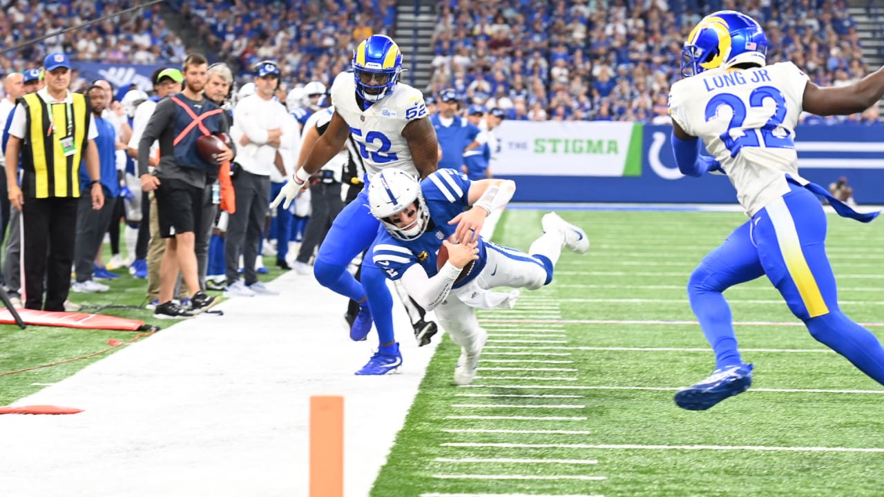 Carson Wentz Suffers Ankle Injury, Impresses Colts Teammates With ...