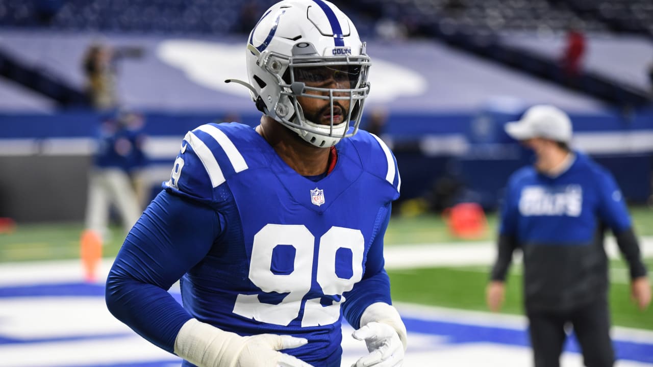 NFLN | DeForest Buckner Becomes Member Of 'Dinger & Douz's 2021 ...