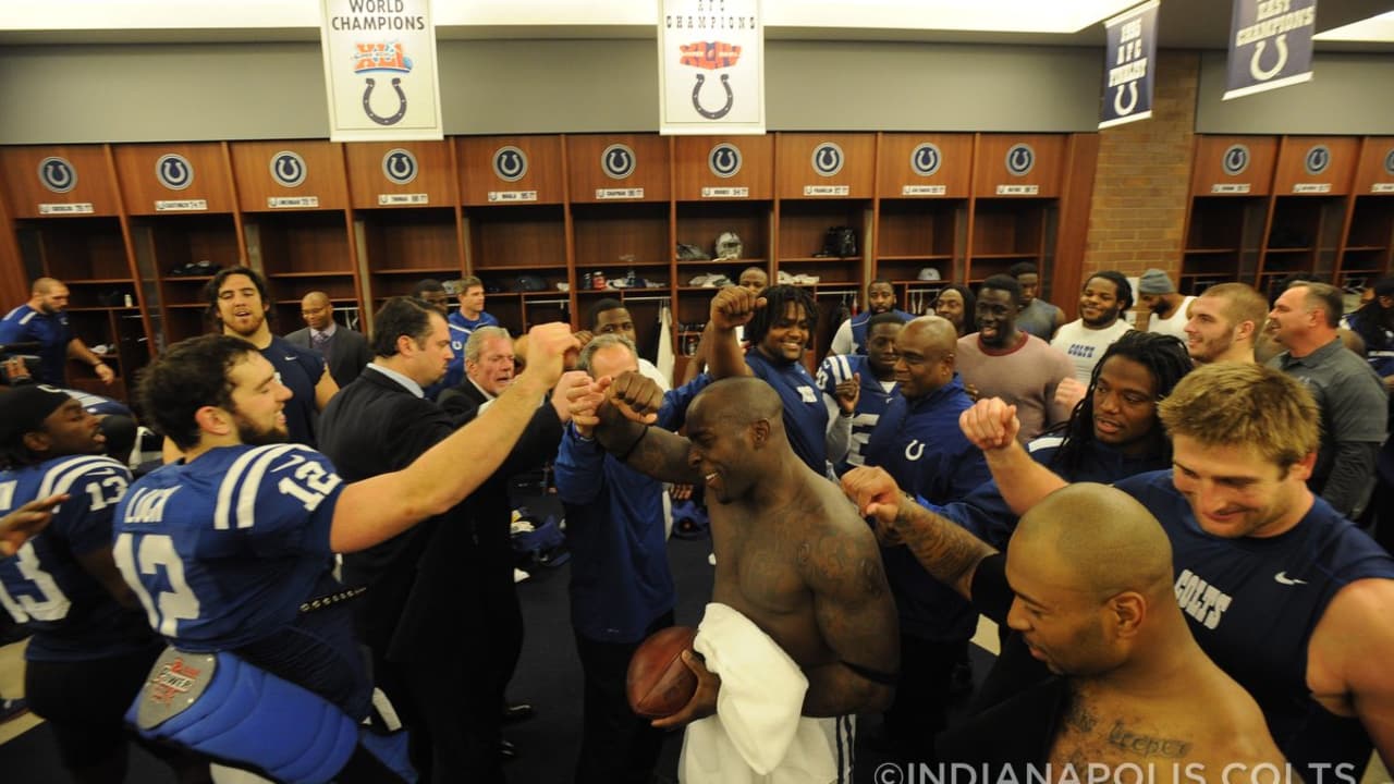 Colts vs Texans - LOCKER ROOM
